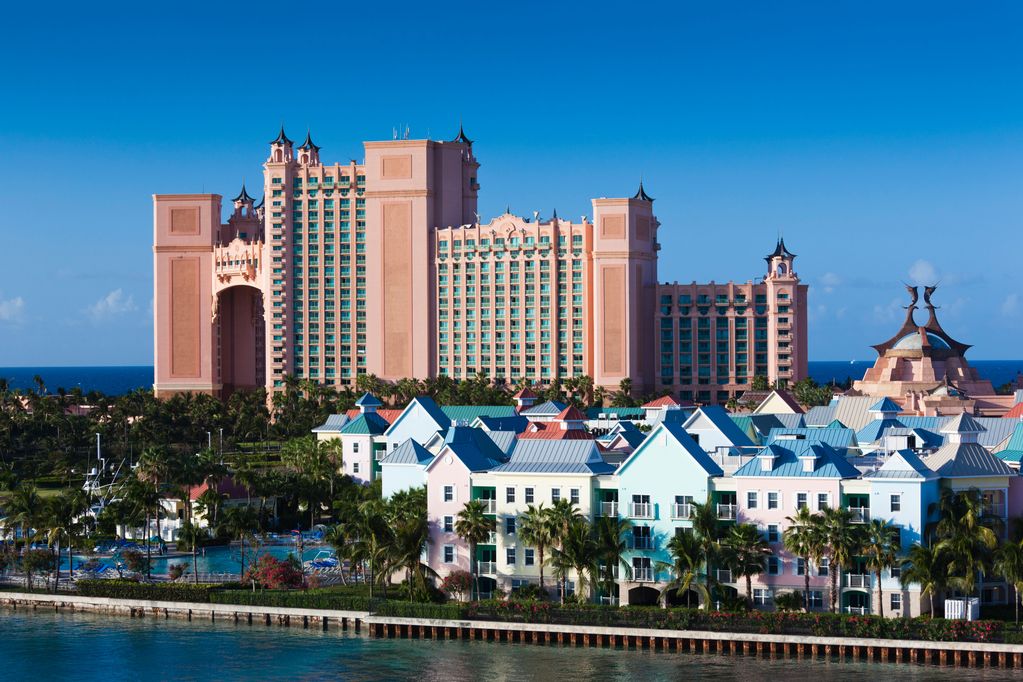What to Pack for the Atlantis Resort Bahamas - Harborside Resort